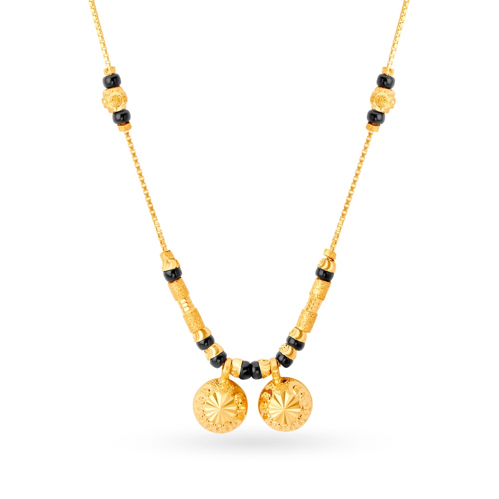 Buy Beautiful Vati Mangalsutra at Best Price | Tanishq US