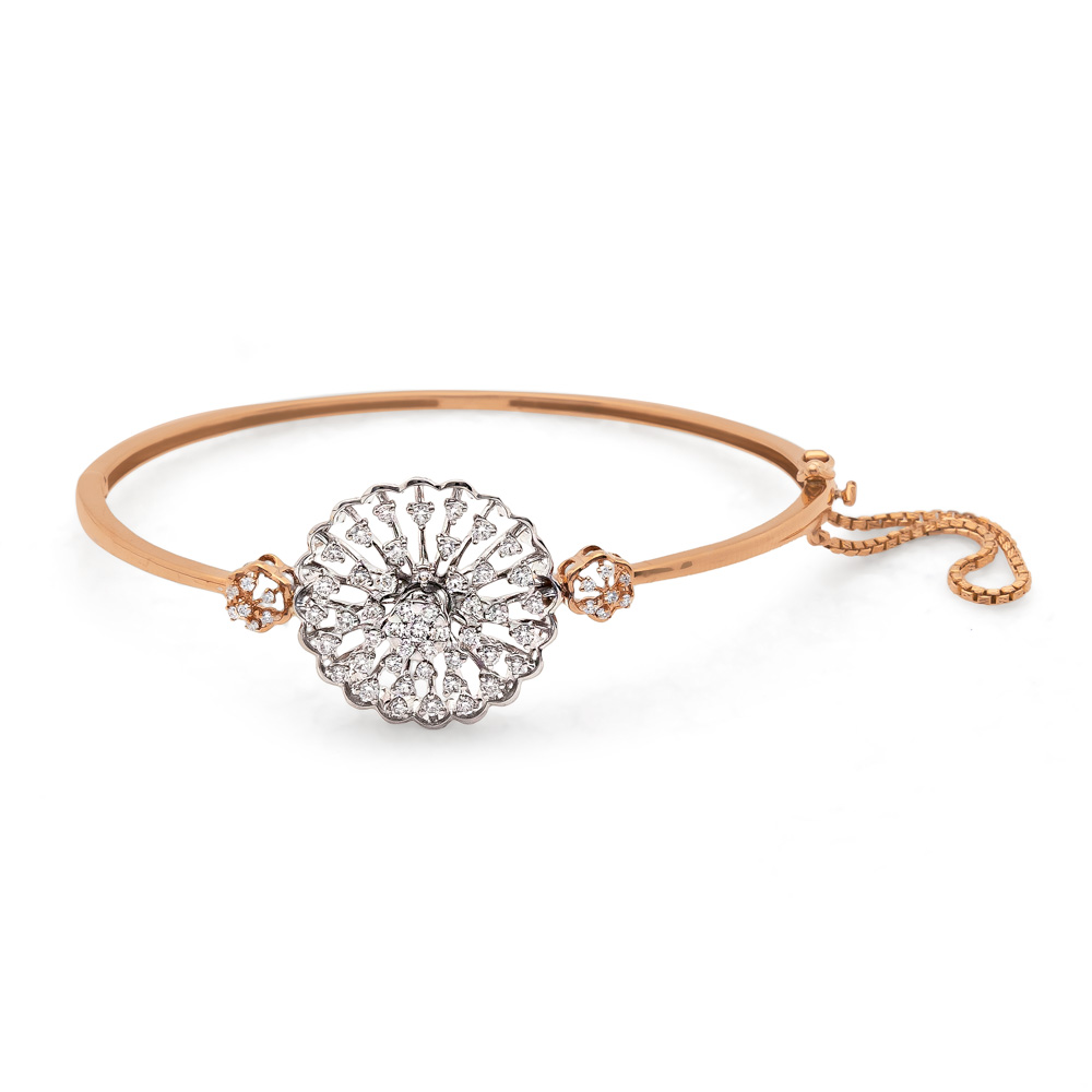 Buy Regal Snowflake Splendor Diamond Bangle at Best Price | Tanishq US