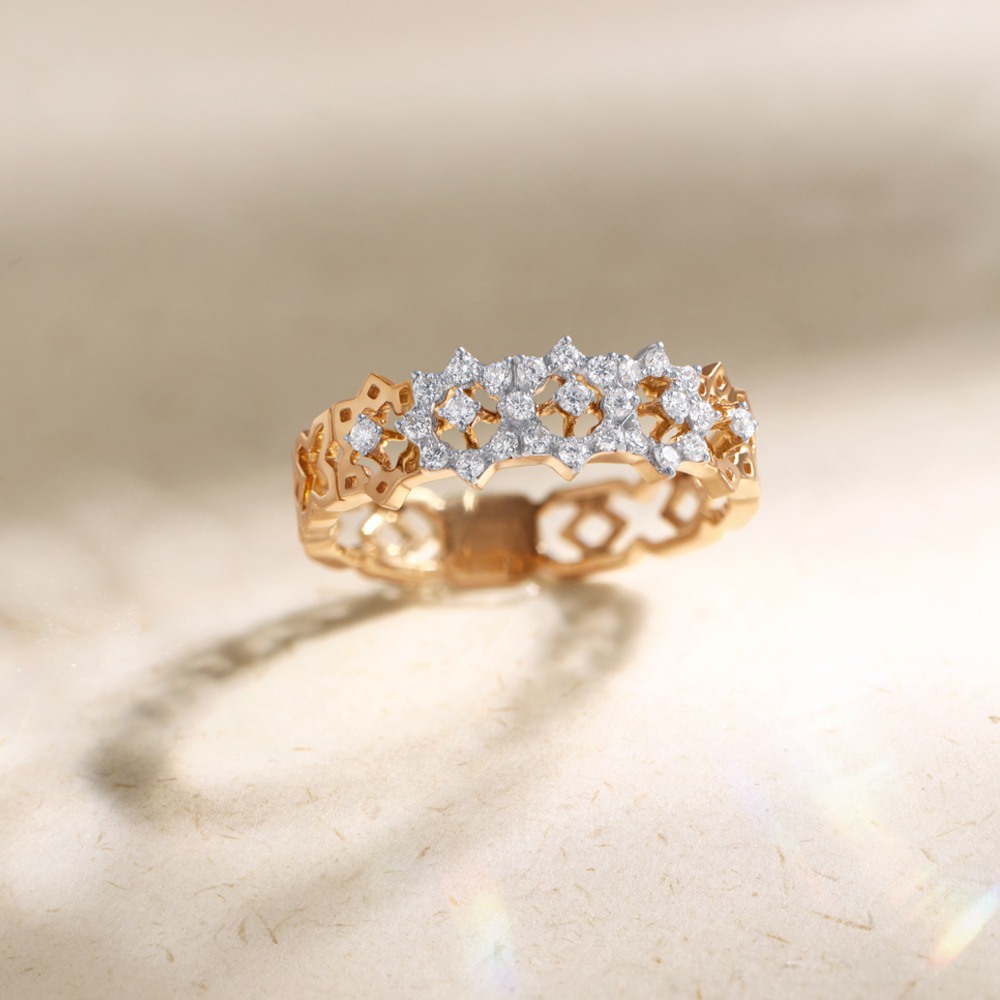 Buy Stunning Star-Inspired Diamond Finger Ring at Best Price | Tanishq US