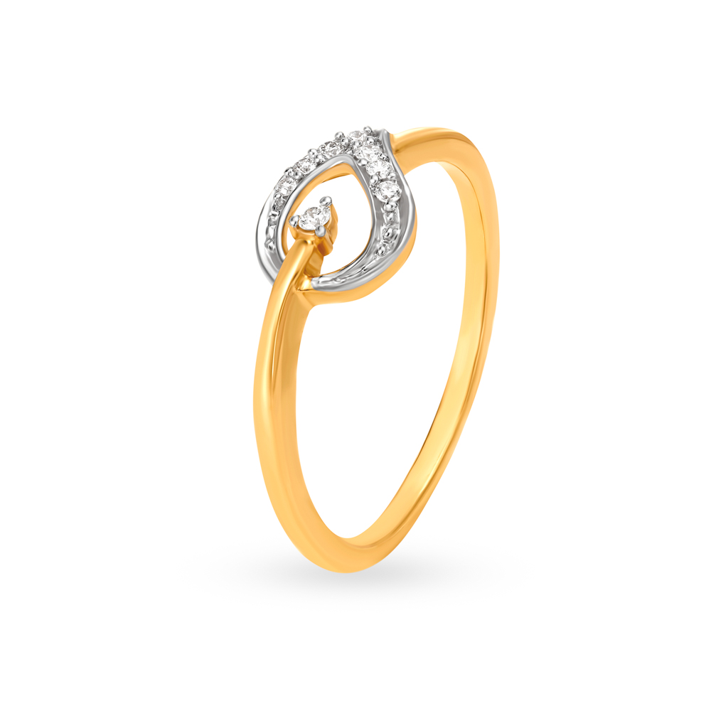 Buy Gleaming 18 Karat Gold And Diamond Leaf Ring at Best Price | Tanishq US
