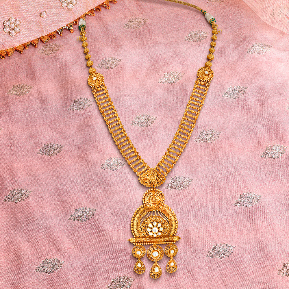 Buy Marvellous Traditional Gold Haaram at Best Price | Tanishq US