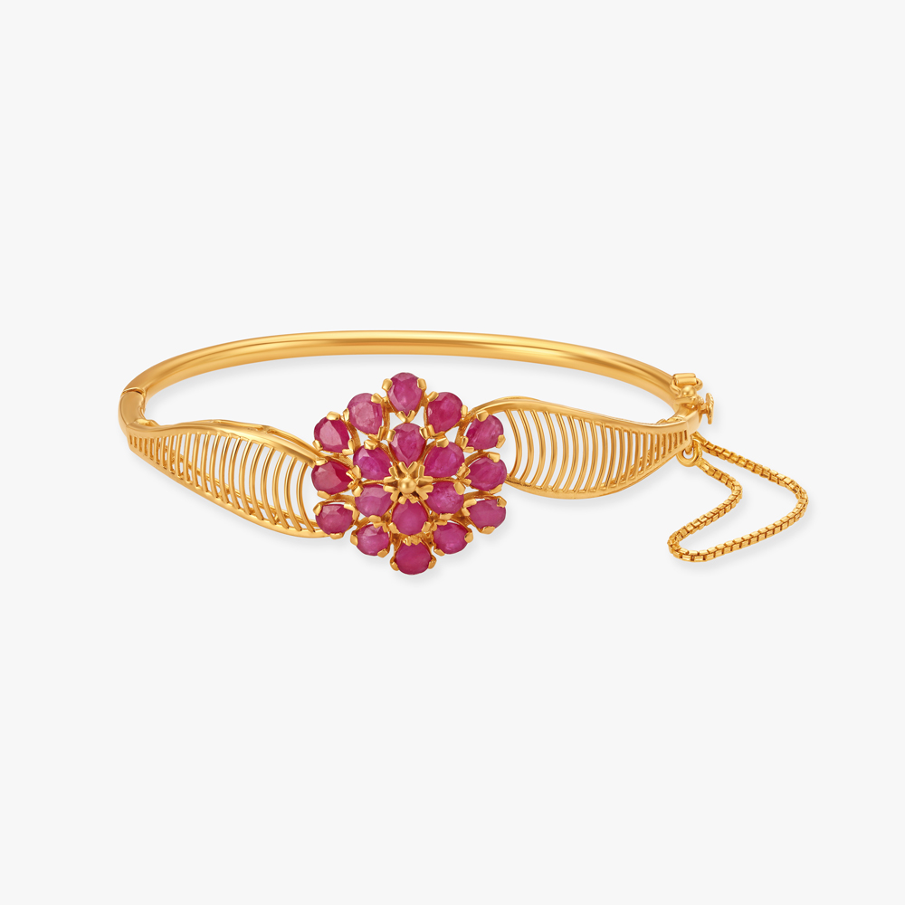 Buy Graceful Gilded Ruby Blooms Bangle at Best Price | Tanishq US