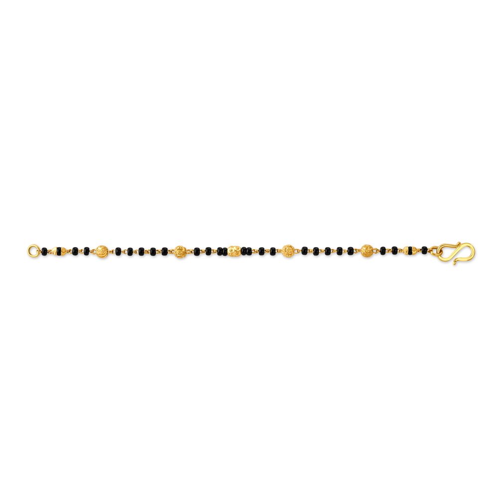 Buy Classic Yellow Gold Mangalsutra Bracelet at Best Price | Tanishq US