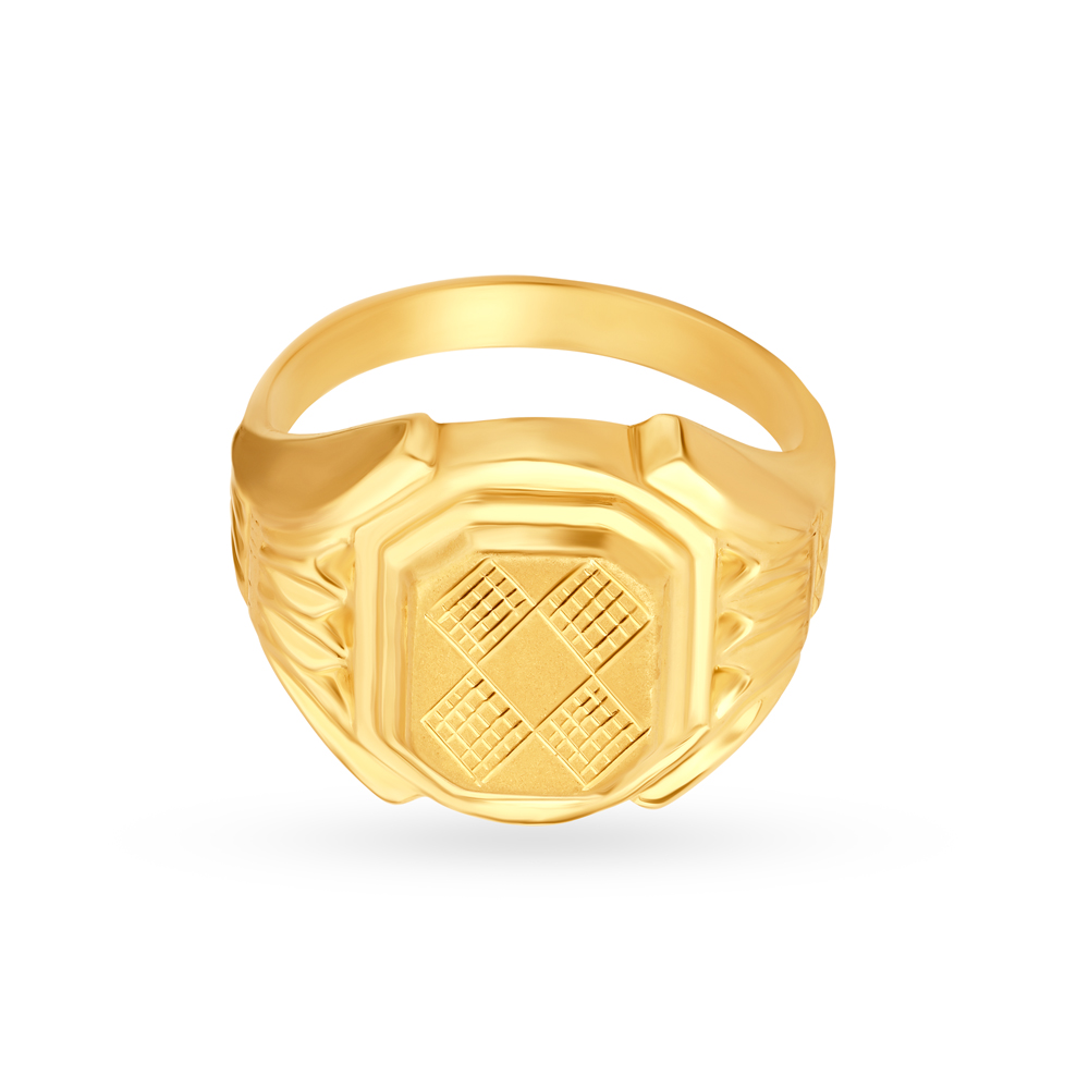 Buy Intriguing 22 Karat Yellow Gold Octagonal Finger Ring at Best Price ...