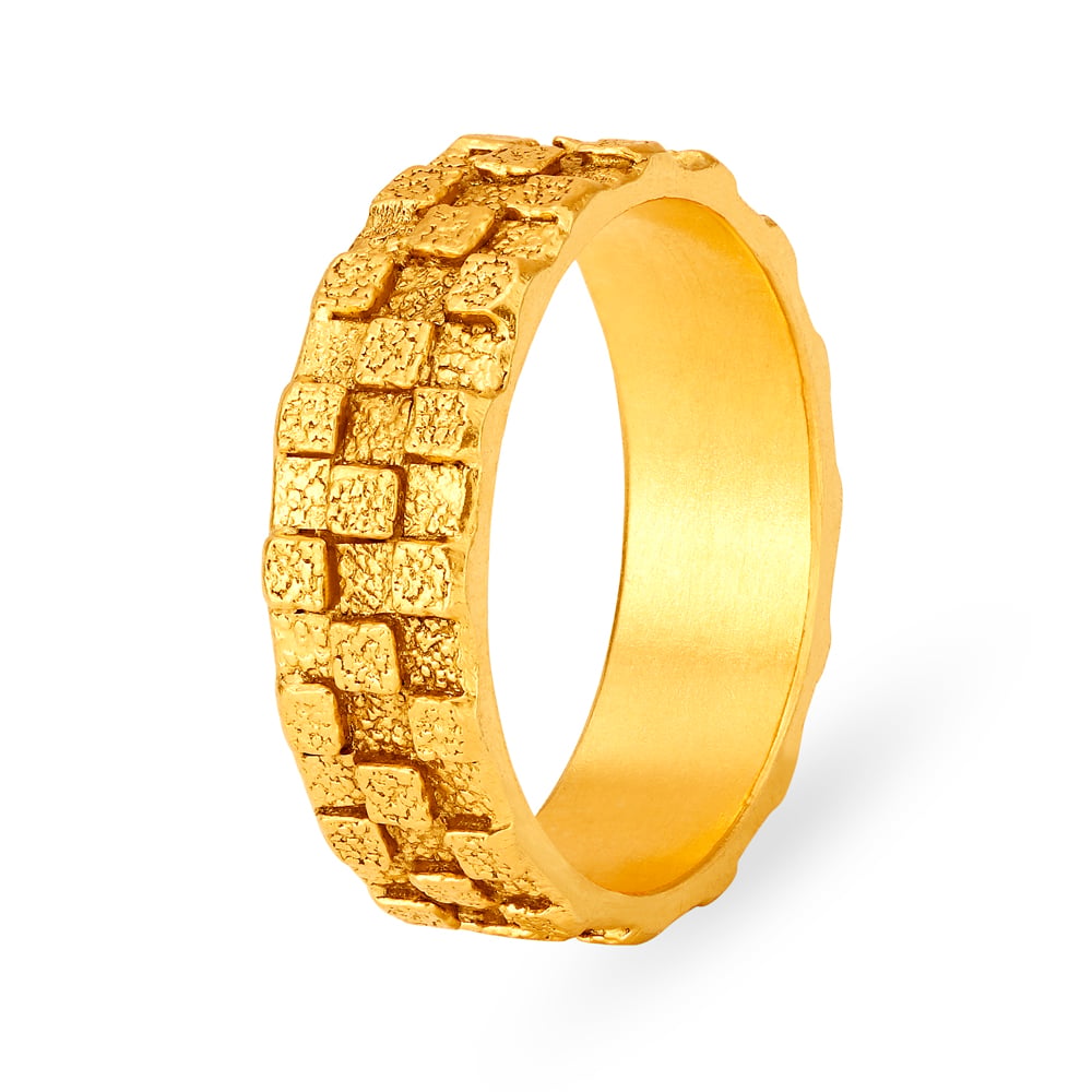 Buy Appealing 22 Karat Yellow Gold Grid Pattern Finger Ring at Best ...