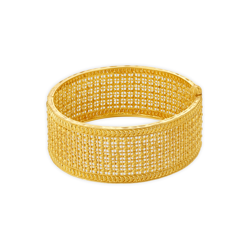Buy Gleaming Gold Bangle at Best Price | Tanishq US