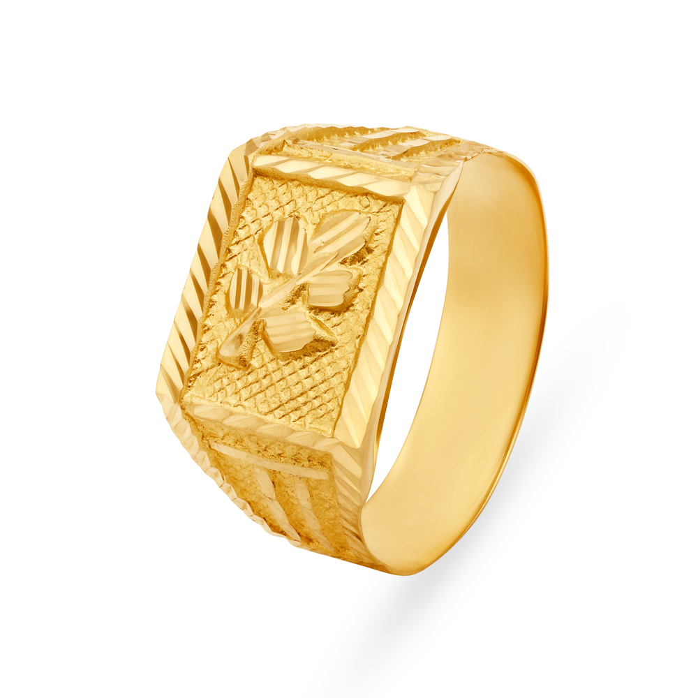 Buy Striking Textured Gold Ring at Best Price | Tanishq US