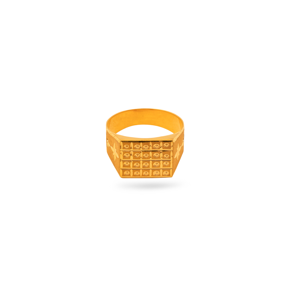 Buy Classique Square Brilliance Gold Ring at Best Price | Tanishq US