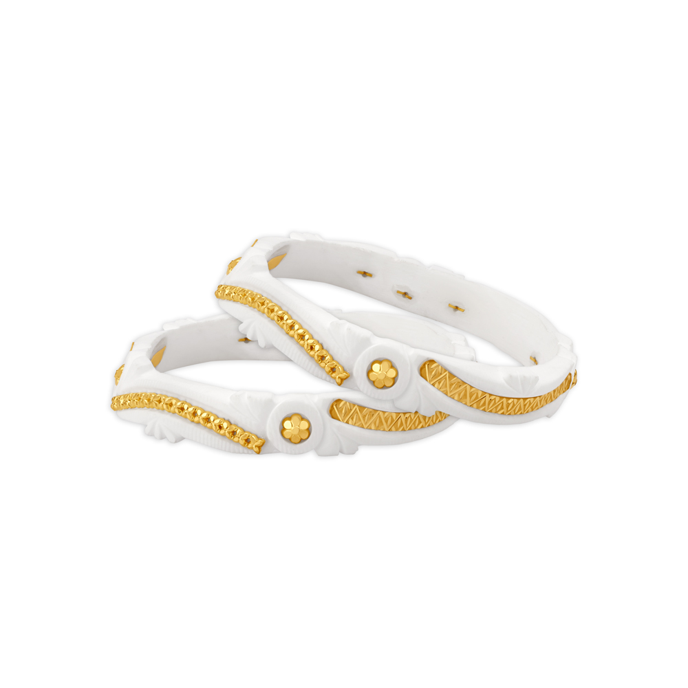 Buy Graceful Gold Bangle at Best Price | Tanishq US
