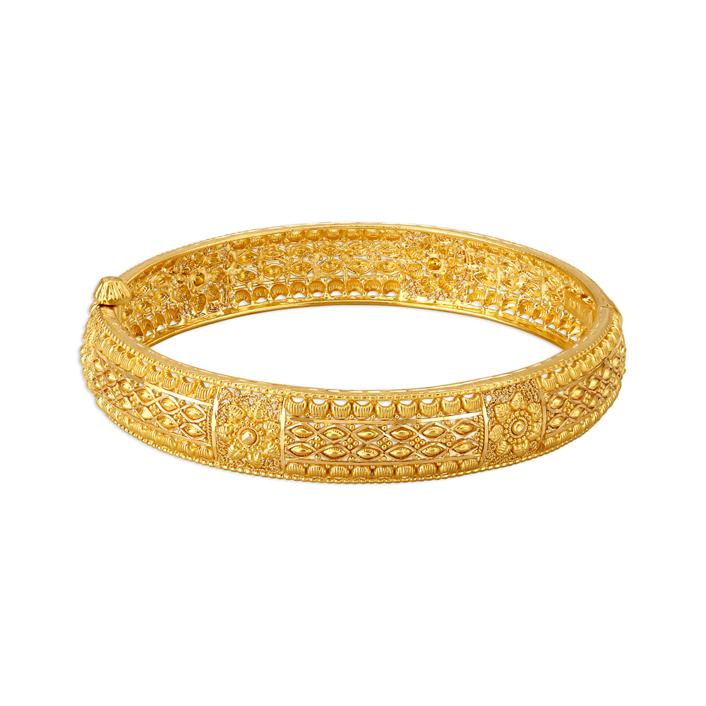 Buy Stunning Gold Bangle at Best Price | Tanishq US