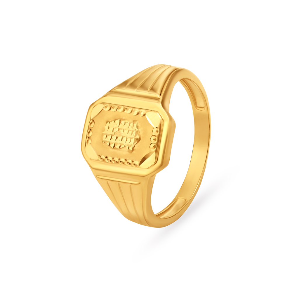 Buy Charming Traditional Ring at Best Price | Tanishq US