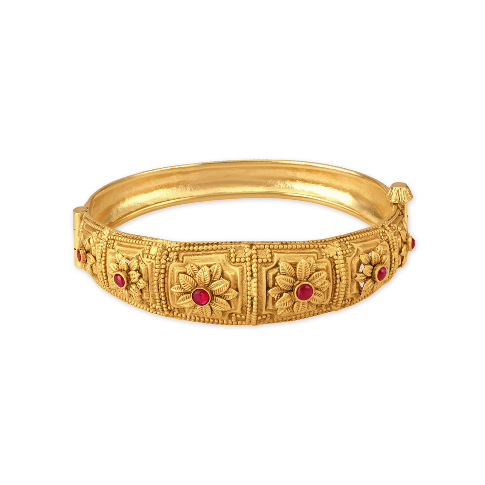 Buy Opulent Floral Gold Bangle at Best Price | Tanishq US