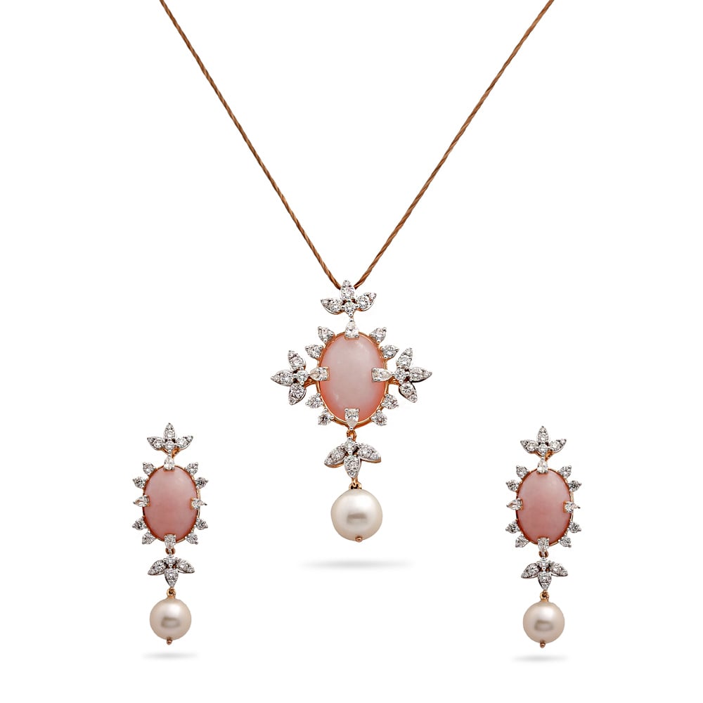 Buy Eternal Raindance Pendant and Earrings Set at Best Price | Tanishq US