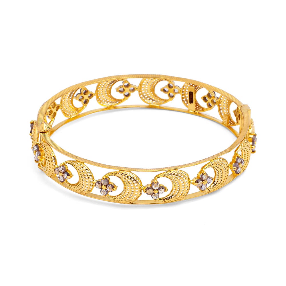Buy Crescent Floral Diamond Bangle at Best Price | Tanishq US