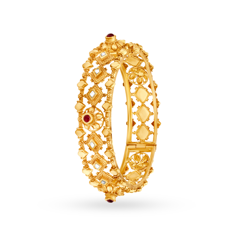 Buy Splendid Antique Gold Bangle at Best Price | Tanishq US