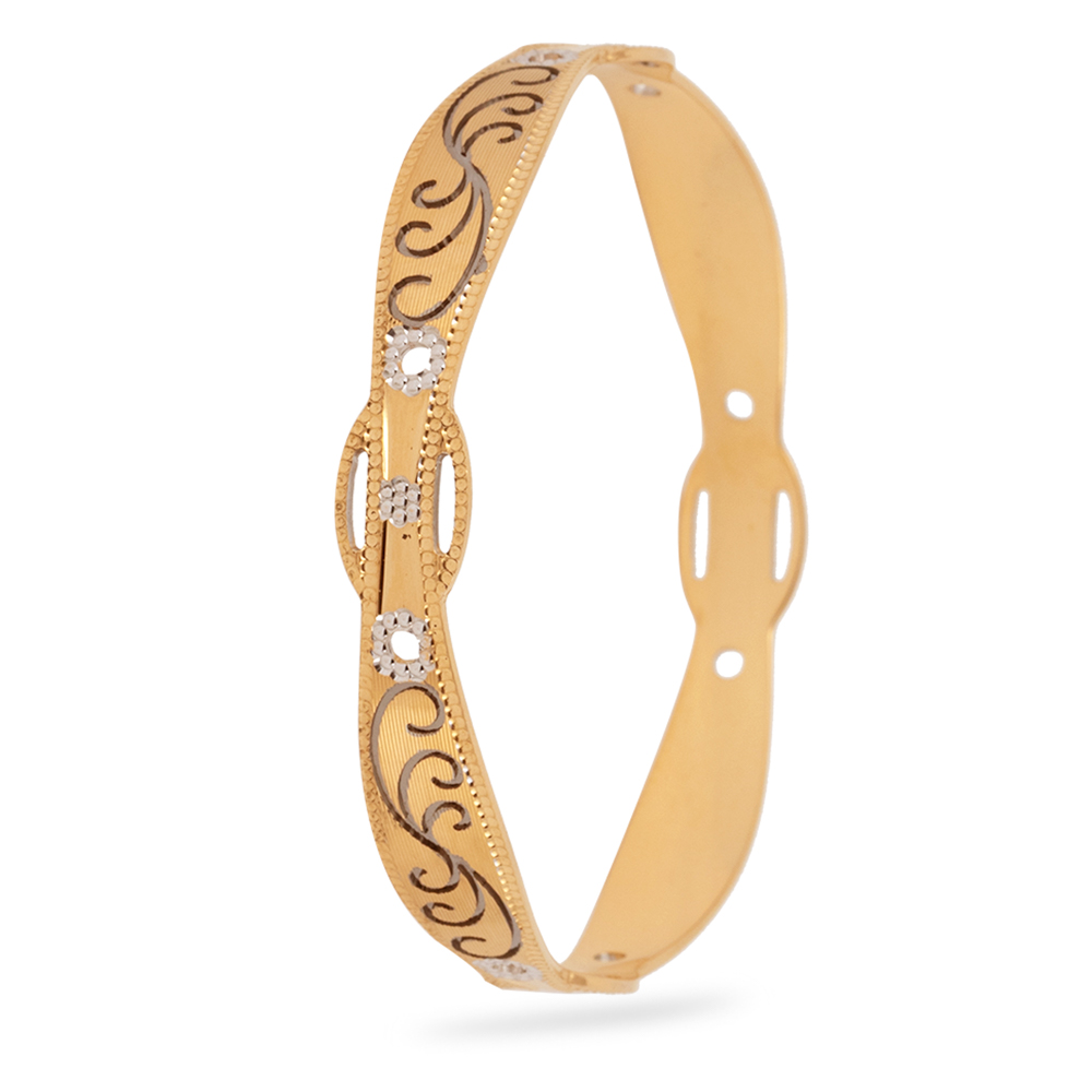 Buy Regal Filigree Charm at Best Price | Tanishq US