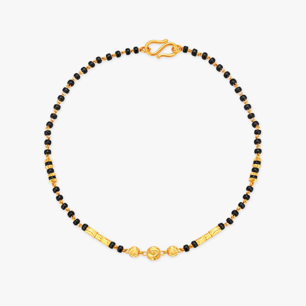 Buy Dainty Mangalsutra Bracelet at Best Price | Tanishq US