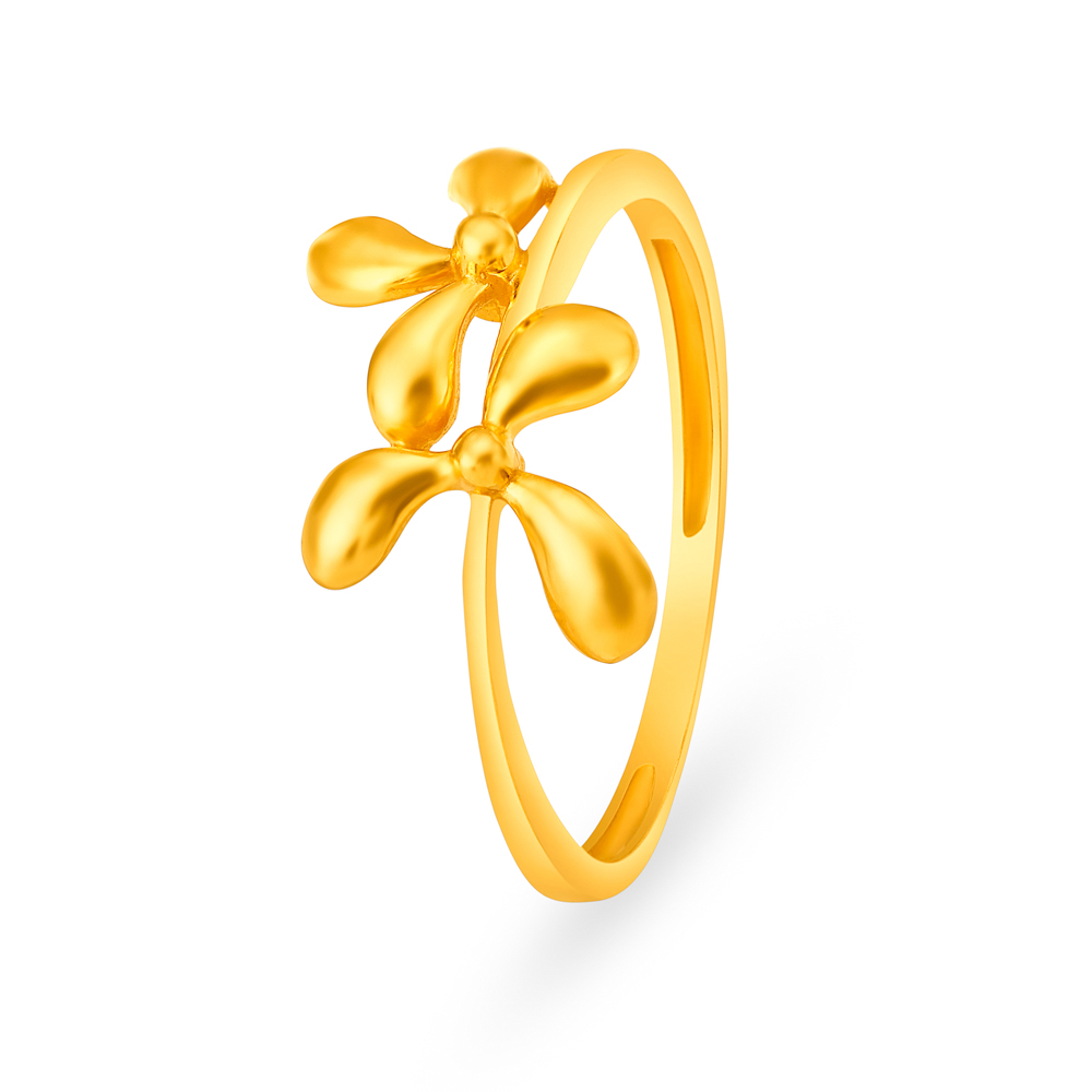 Buy Charming 22 Karat Yellow Gold Floral Ring at Best Price | Tanishq US