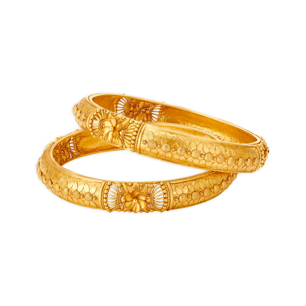 Buy 22 Karat Gold Bangle at Best Price | Tanishq US
