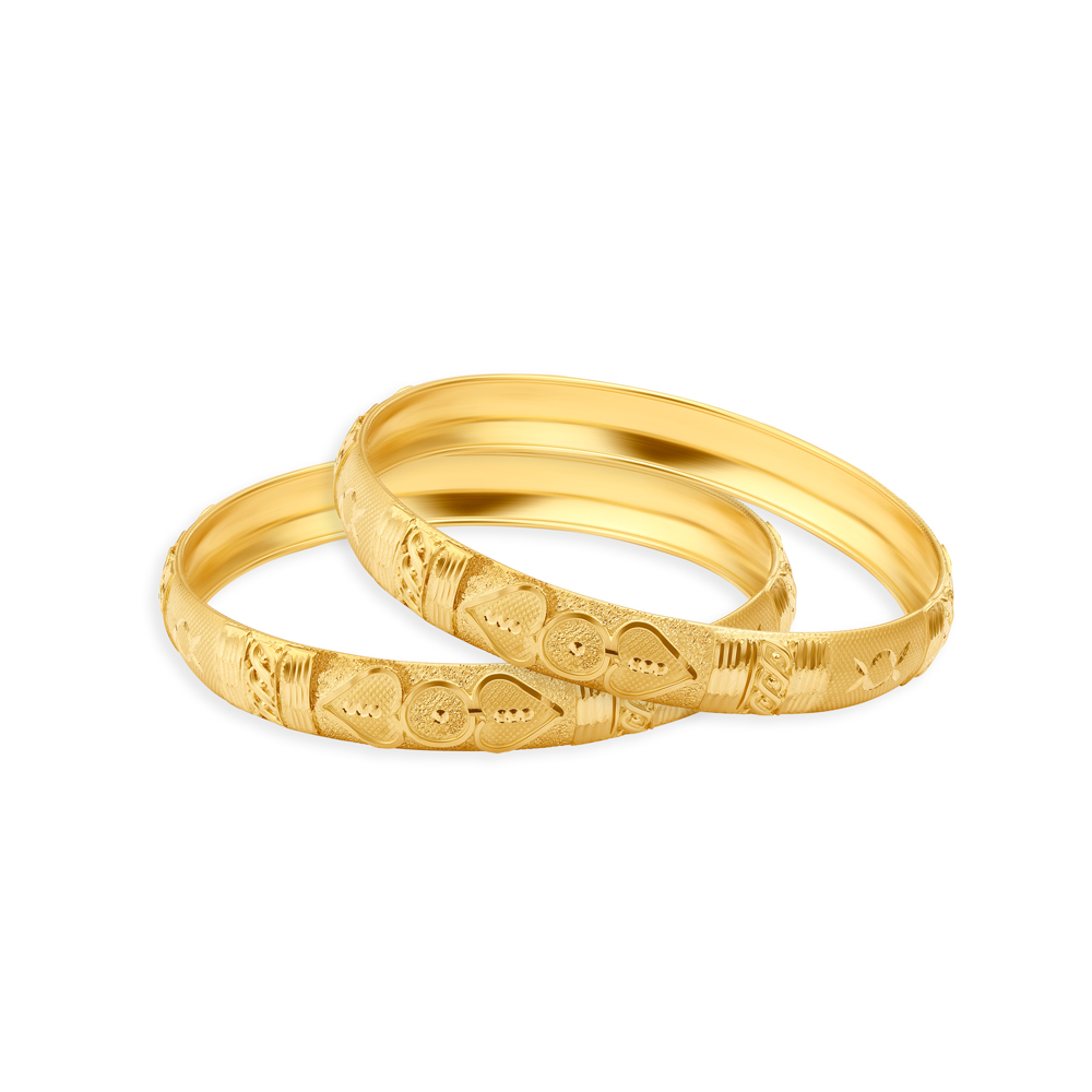 Buy Broad Carved Gold Bangle at Best Price | Tanishq US